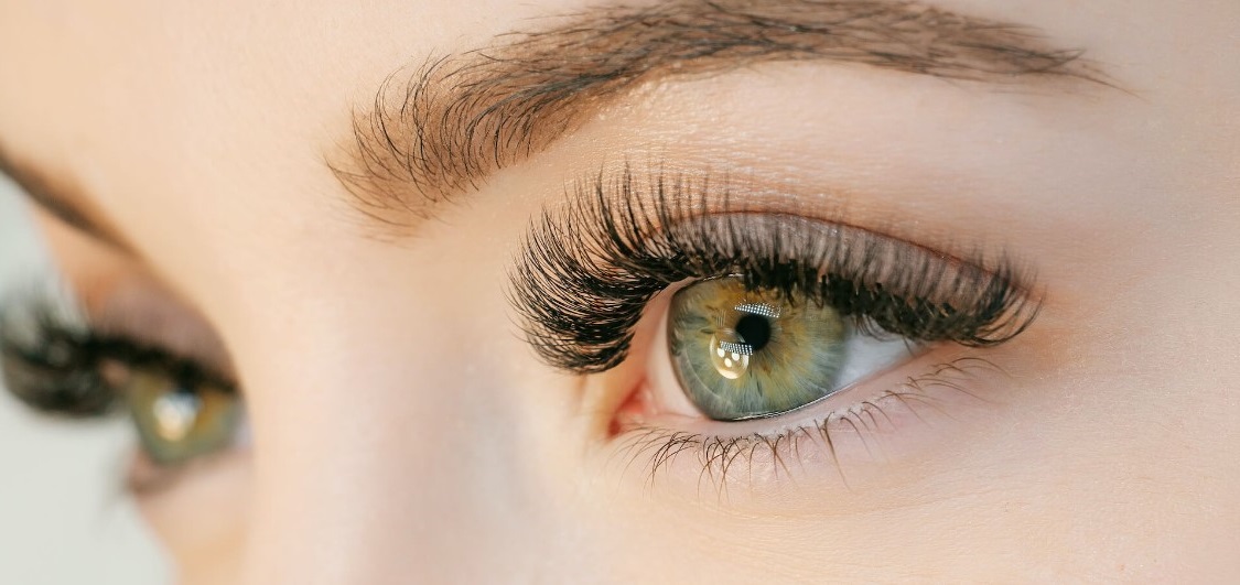 Hybrid Lashes: Everything you need to know - Lash Masterclass